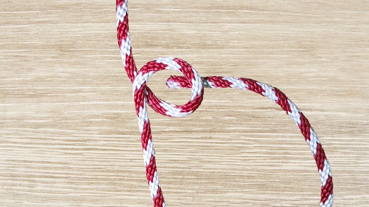 How To Tie A Bowline Knot